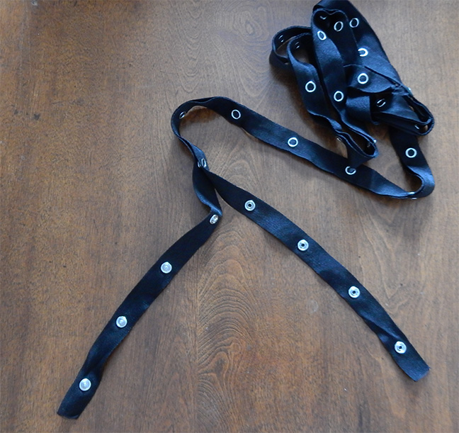 When the tape is sewn to the outer edge of the hood the fur rolls to ...